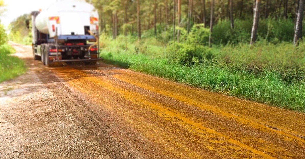 How to apply Dustex for dust control of gravel roads - Borregaard